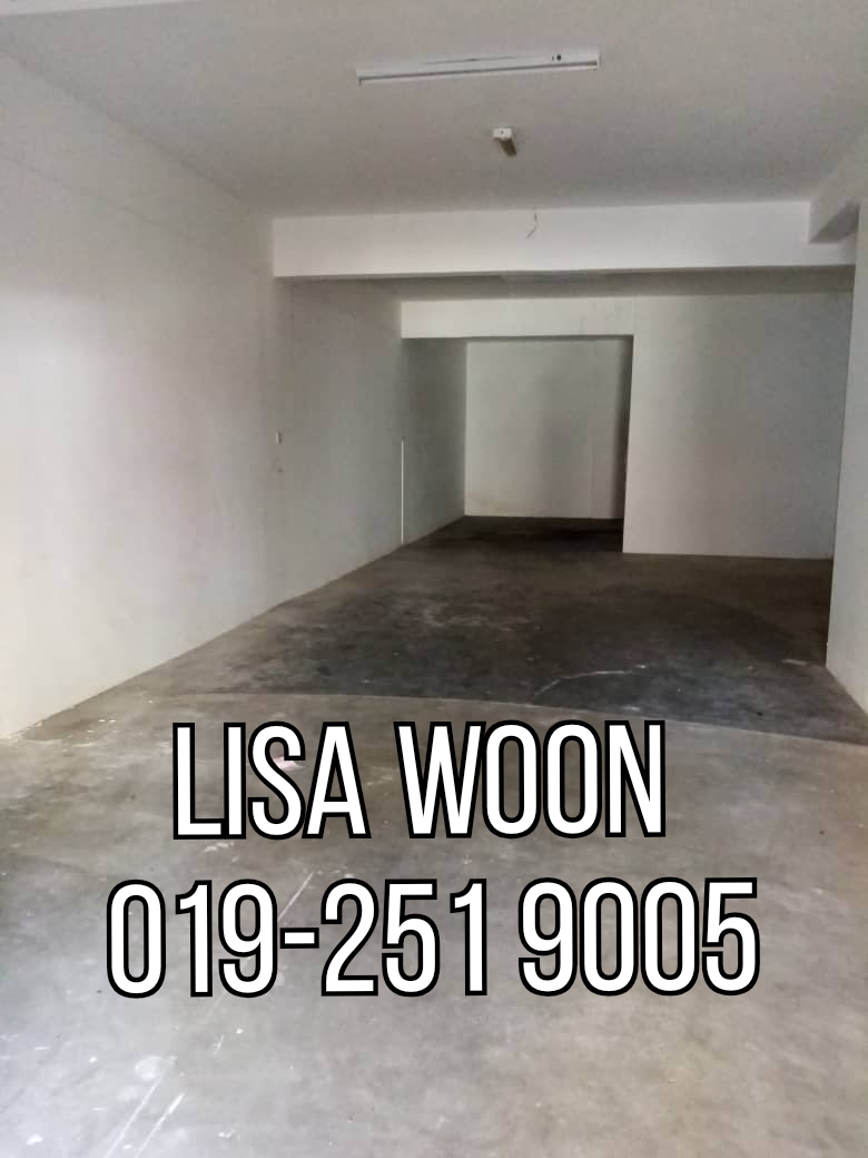 Ground Floor Shop Lot in Putra Walk