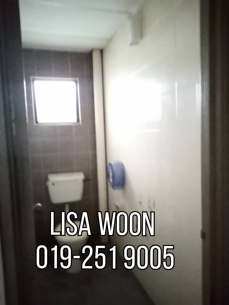 Ground Floor Shop Lot in Putra Walk